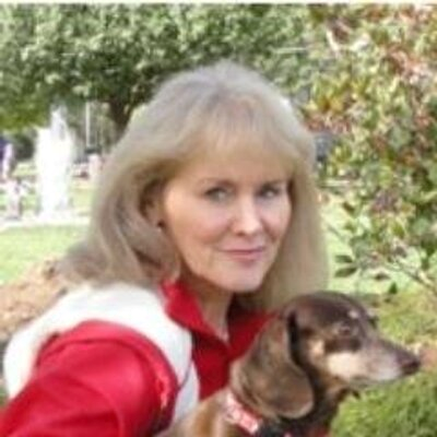 Mexican Gothic – Kathy Lauren Miller